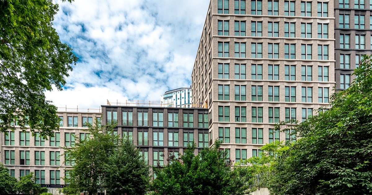 Skanska celebrates milestone at London project | www.skanska.co.uk