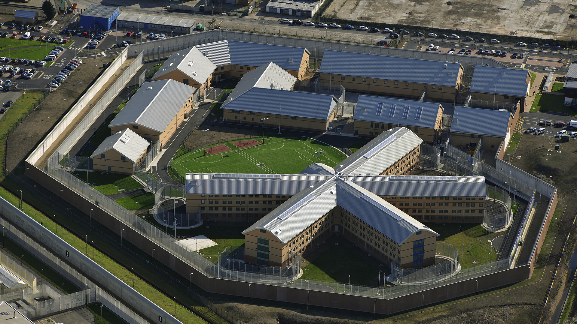 HMP Thameside | www.skanska.co.uk
